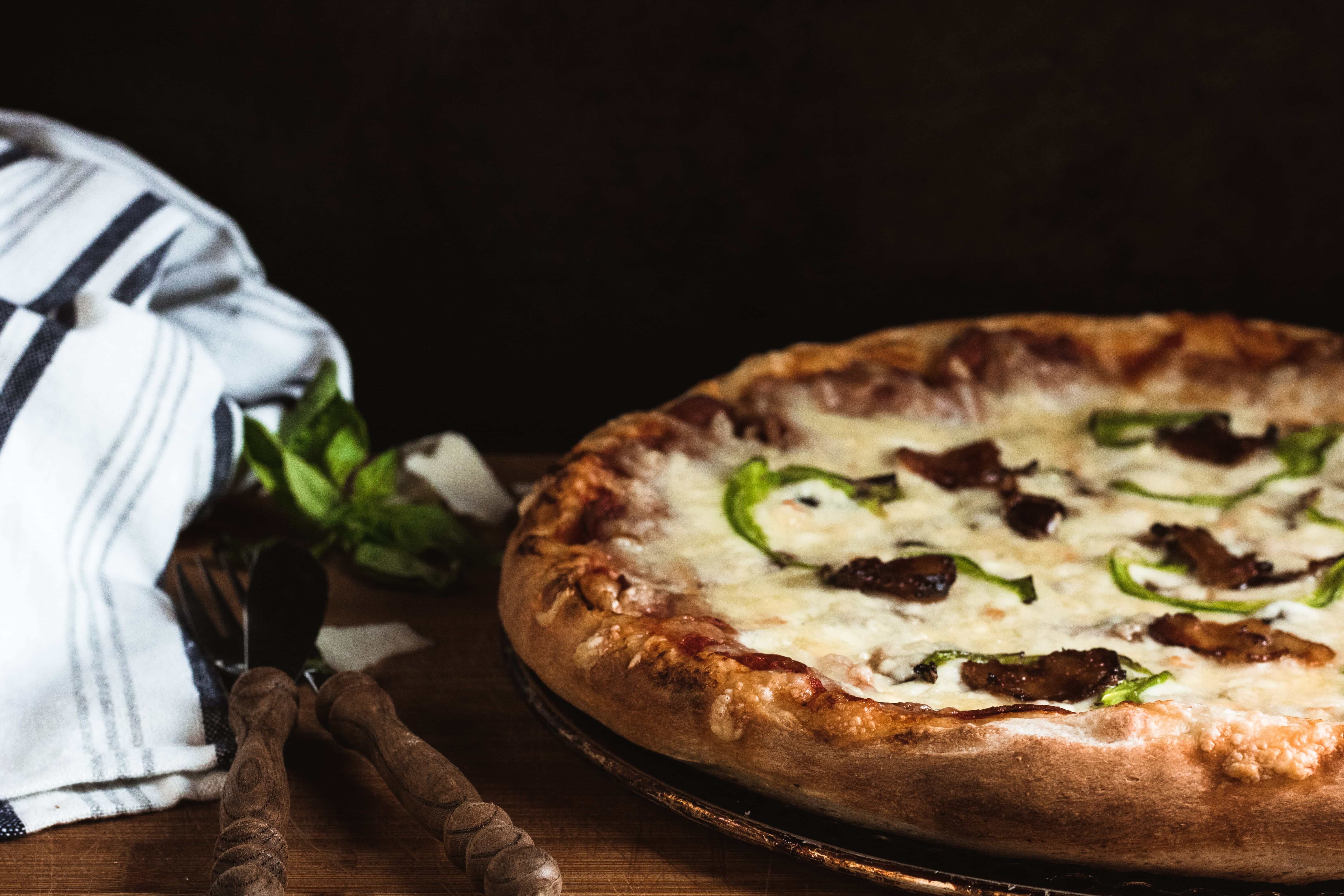 Phil & Fred Pizzeria - Notre menu pizza livré à votre domicile